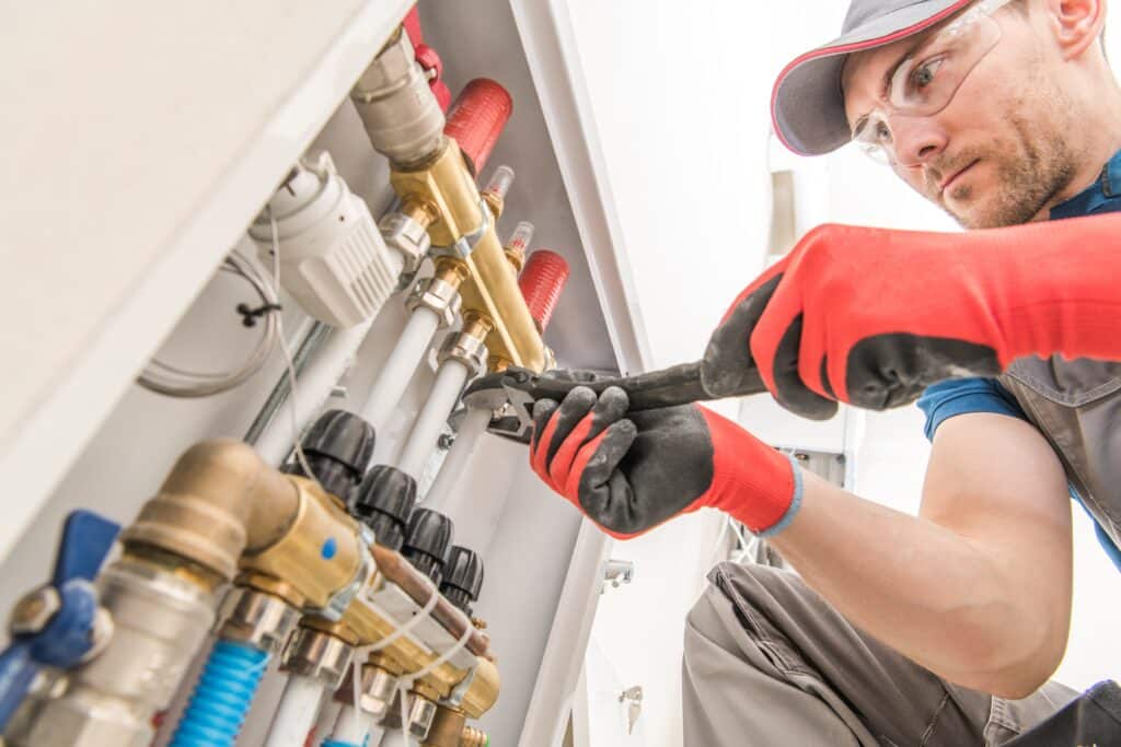 Heating Engineer vs Plumber: Understanding Heating Engineers | Hewer